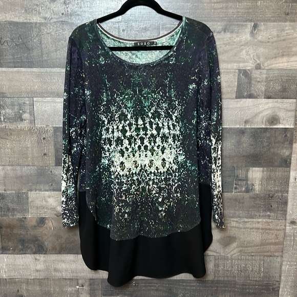 Zozo | Tops | Pretty Black And Green Zozo Long Sleeve Tunic | Poshmark
